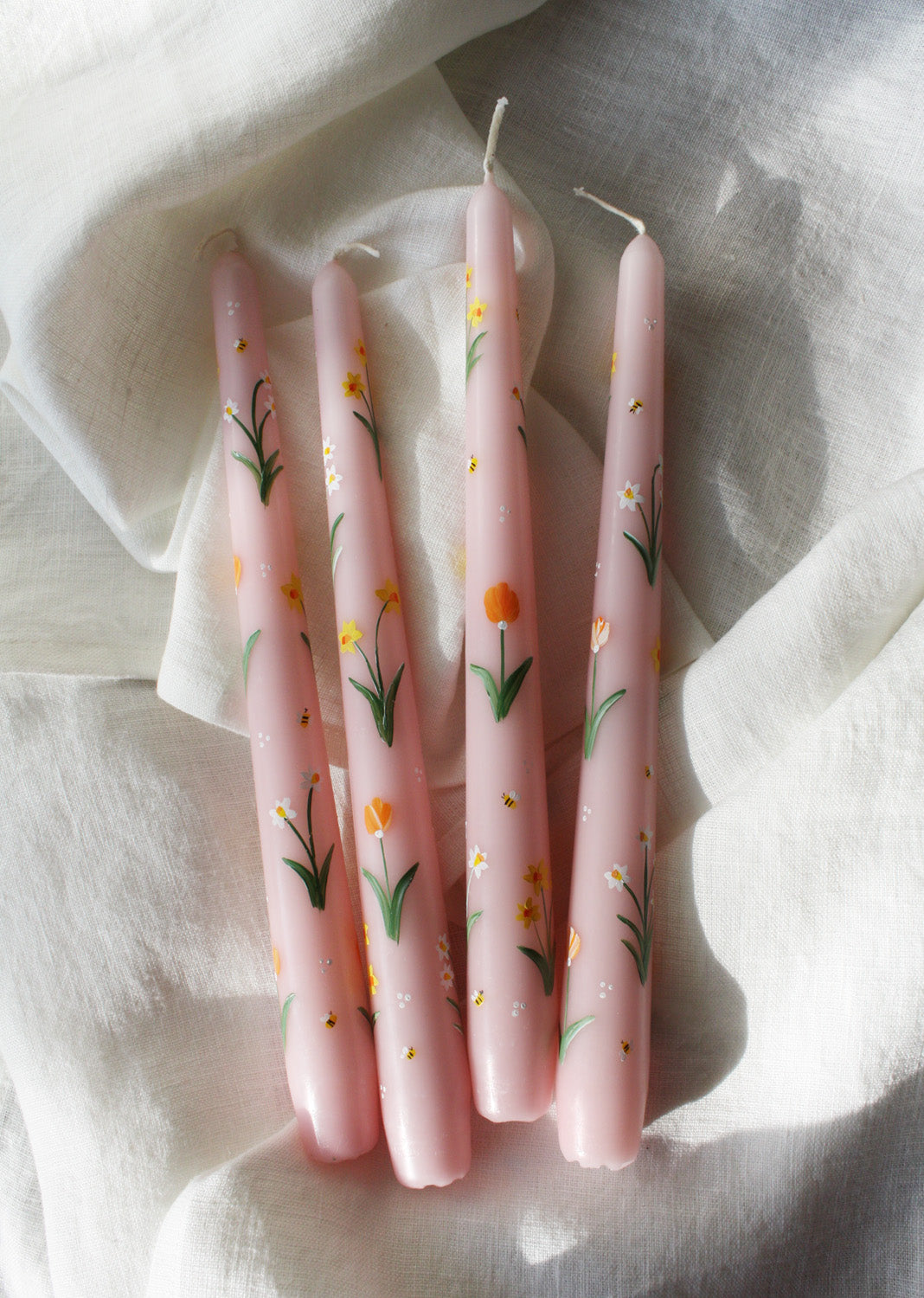 Cocolulu hand painted Tulips & Daffodils candle